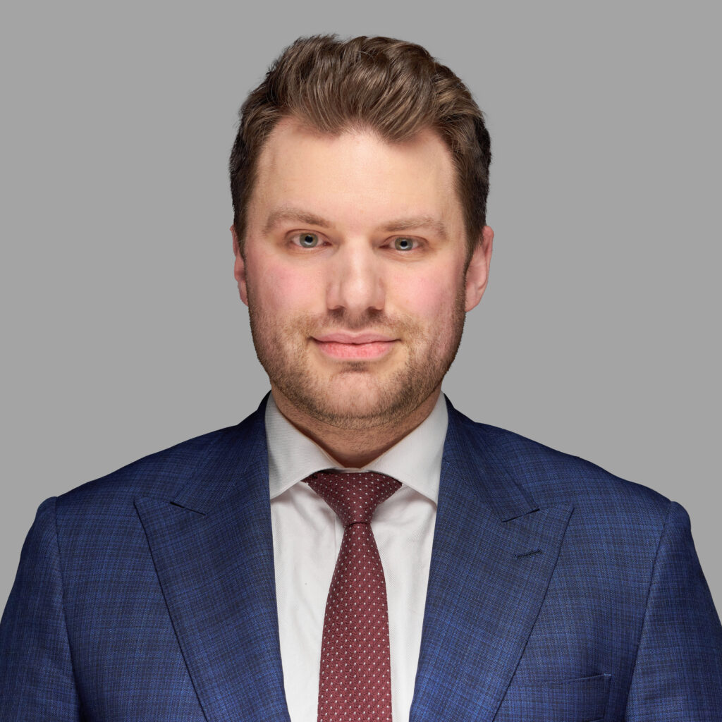 Investment Staff - TRAF